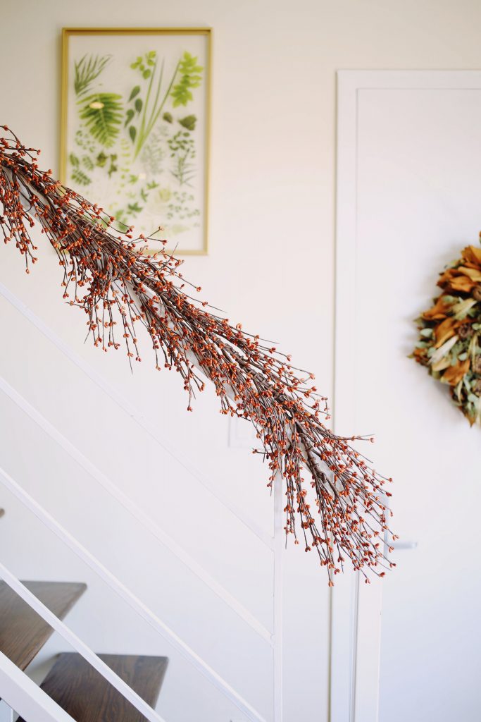 8 fall apartment decor ideas - Noelle's Favorite Things