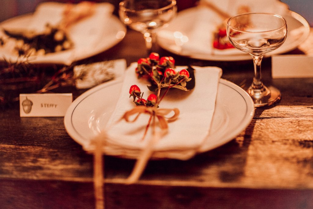 My DIY Engagement Party Table Setting - Noelle's Favorite Things