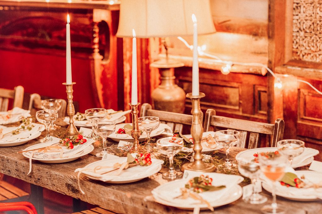 My DIY Engagement Party Table Setting - Noelle's Favorite Things